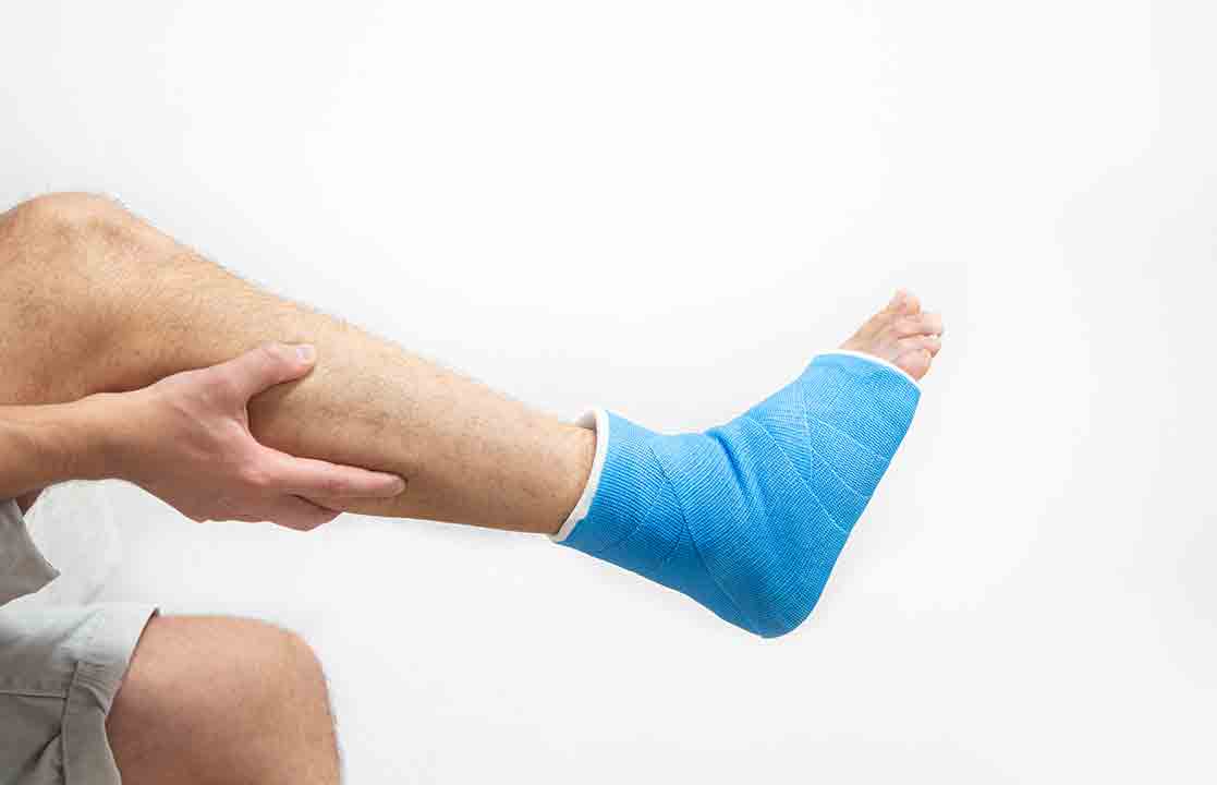 Ligamen Ankle Robek, Ketahui Pengobatan dan Berapa Lama Waktu ...