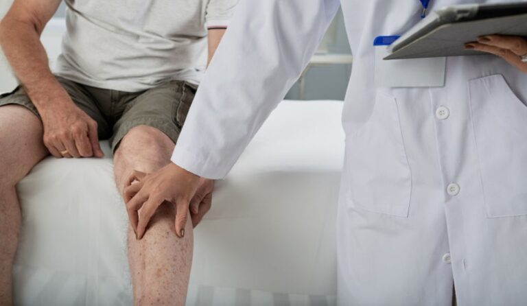 Cedera Otot: Pengertian, Penyebab, Gejala, Diagnosis, dan Penanganannya ...