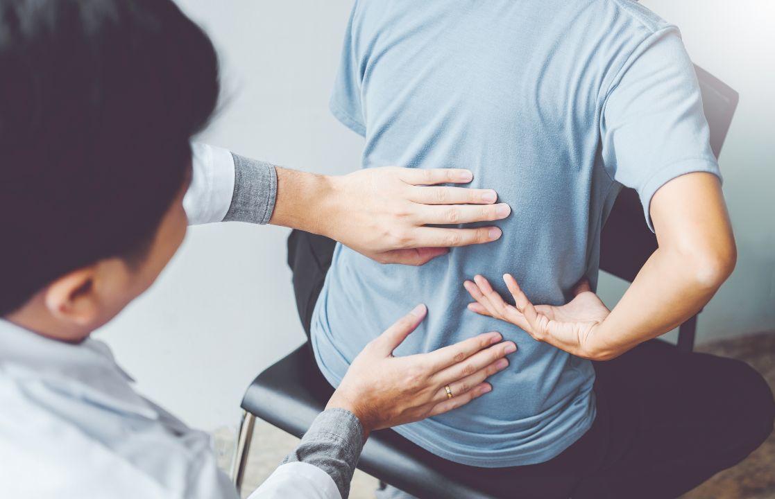 10 Gerakan Terapi Saraf Kejepit Paling Aman - Medi Call Blog